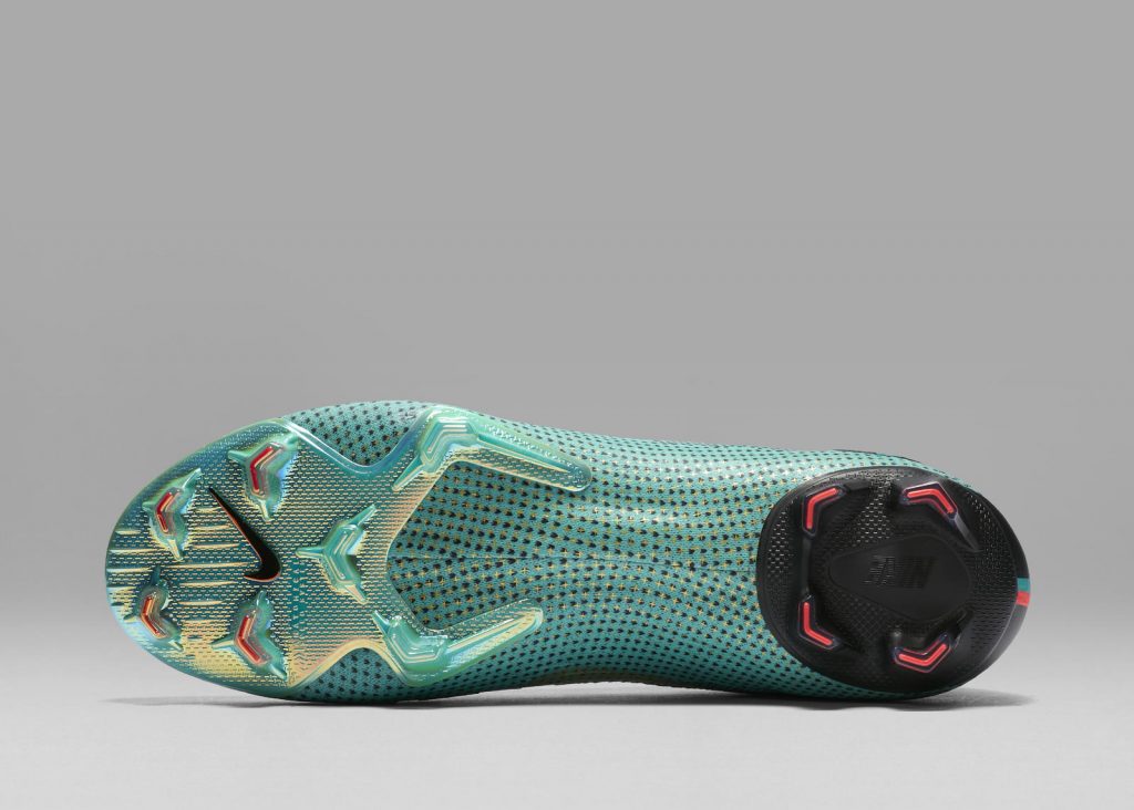 Nike visar upp Cristano Ronaldos senast sko & Portugals nya ställ för ...