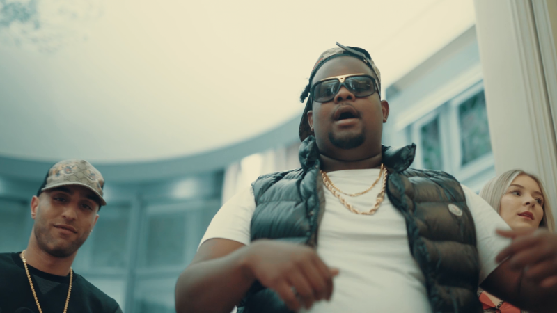 Dree Low stärker sin plats bland Sveriges elit med albumet "Flawless ...