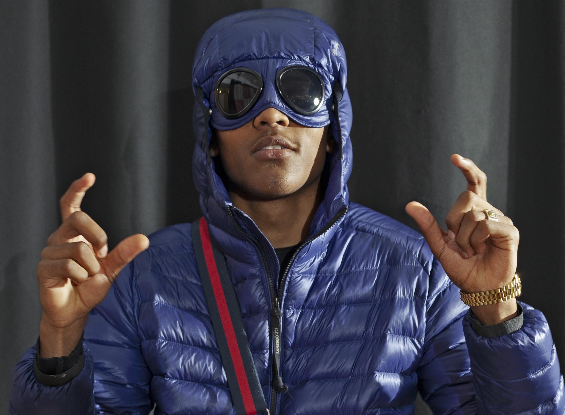 Dizzy följer upp debutsingeln med Einár på "Härifrån" - Dopest