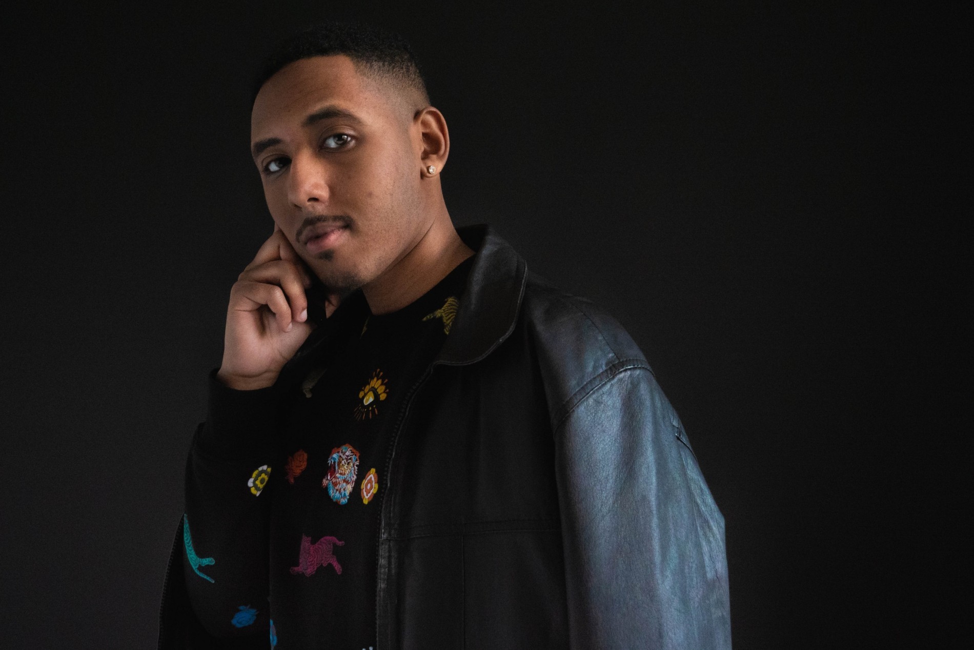 Nathan K släpper singeln "RACKZ" - Dopest