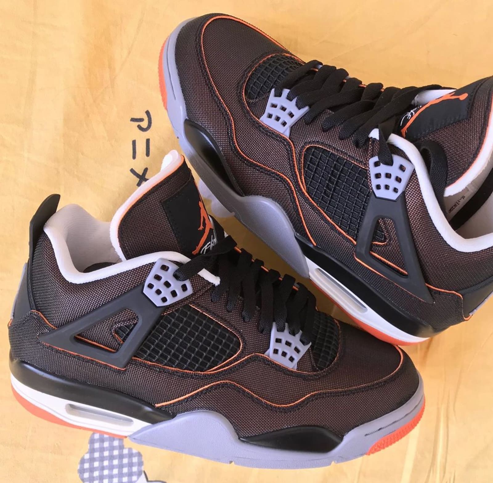 Då släpps damexklusiva Air Jordan 4 "Starfish" - Dopest